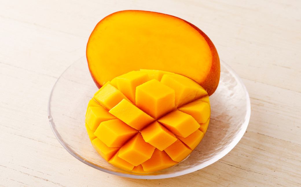 ＜宮崎県産 完熟マンゴー 4L×2玉(合計 約1kg)＞ ※2024年5月上旬～7月中旬迄に順次出荷します。 - 宮崎県高鍋町｜ふるさとチョイス - ふるさと納税サイト