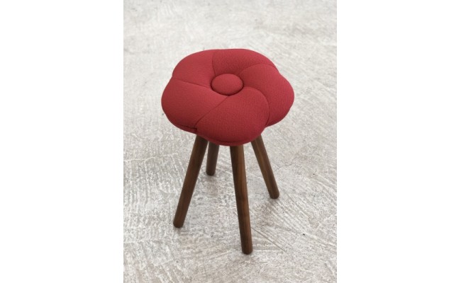 monaca stool：ume（モナカスツール 梅／レッド） - 福岡県大川市 | ふるさと納税 [ふるさとチョイス]